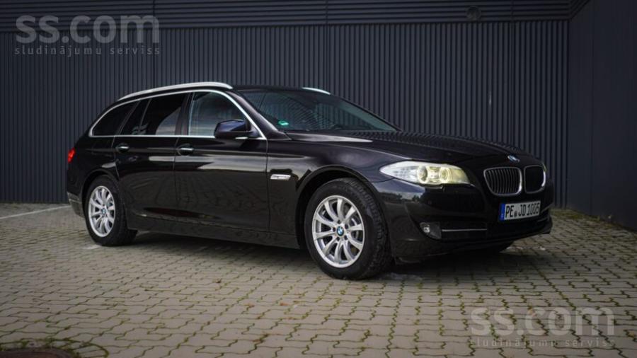 Black BMW 525 2011 in Riga, with an engine capacity of 3.00 L and mileage of 266 thousand km for 7500 €, photo 13 on AUTOMOTO.COM.LV
