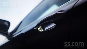 Black BMW 525 2011 in Riga, with an engine capacity of 3.00 L and mileage of 266 thousand km for 7500 €, photo 15 on AUTOMOTO.COM.LV