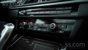Black BMW 525 2011 in Riga, with an engine capacity of 3.00 L and mileage of 266 thousand km for 7500 €, photo 34 on AUTOMOTO.COM.LV
