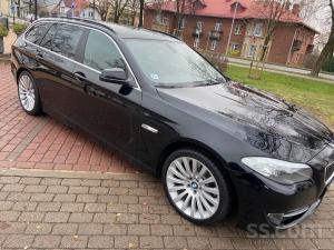 Black BMW 525 2011 in Cesis, with an engine capacity of 3.00 L and mileage of 0 thousand km for 8950 €, photo 8 on AUTOMOTO.COM.LV