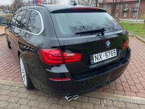 Black BMW 525 2011 in Cesis, with an engine capacity of 3.00 L and mileage of 0 thousand km for 8950 €, photo 13 on AUTOMOTO.COM.LV