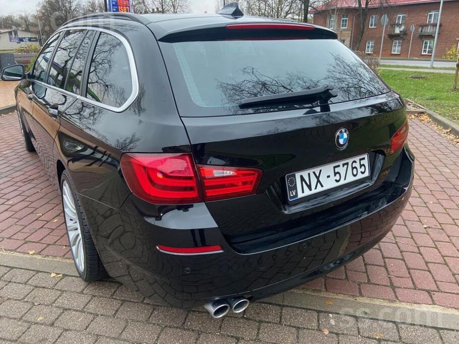 Black BMW 525 2011 in Cesis, with an engine capacity of 3.00 L and mileage of 0 thousand km for 8950 €, photo 13 on AUTOMOTO.COM.LV