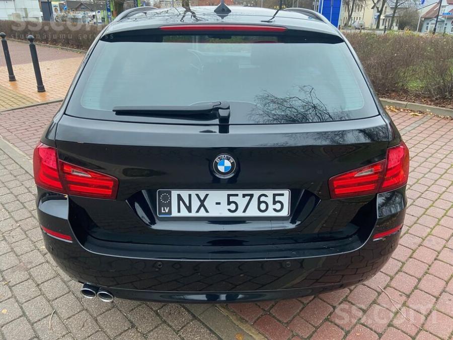 Black BMW 525 2011 in Cesis, with an engine capacity of 3.00 L and mileage of 0 thousand km for 8950 €, photo 15 on AUTOMOTO.COM.LV
