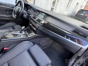 Melns BMW 525 2011 Daugavpils, ar dzinēja tilpumu 3.00 L un nobraukumu 0 tūkst. km par 9200 €, foto 22 vietnē AUTOMOTO.COM.LV