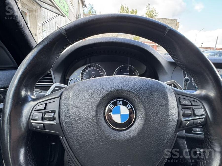 Melns BMW 525 2011 Daugavpils, ar dzinēja tilpumu 3.00 L un nobraukumu 0 tūkst. km par 9200 €, foto 28 vietnē AUTOMOTO.COM.LV