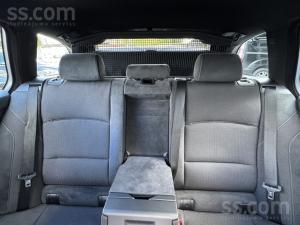 Melns BMW 525 2011 Daugavpils, ar dzinēja tilpumu 3.00 L un nobraukumu 0 tūkst. km par 9200 €, foto 30 vietnē AUTOMOTO.COM.LV