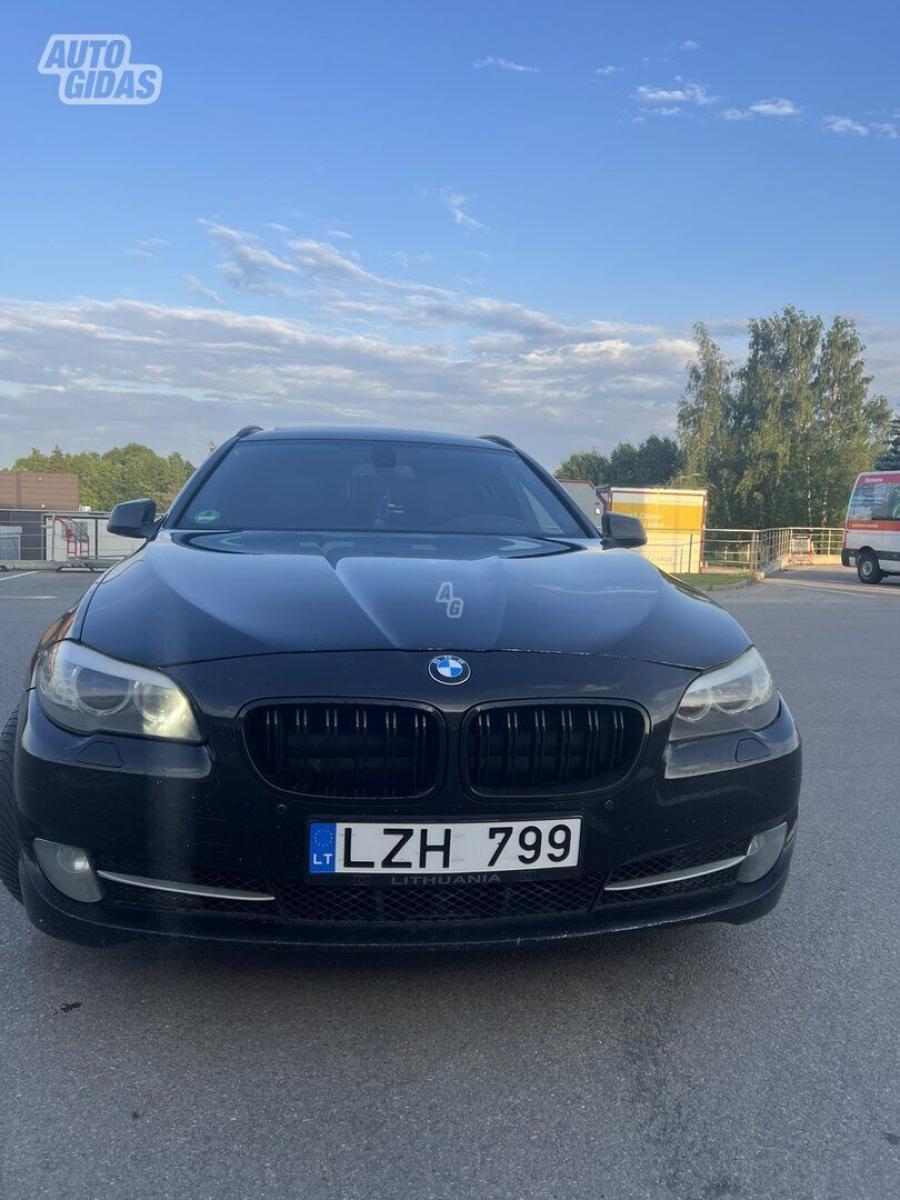 Melns BMW 525 2011 Kauņa, ar dzinēja tilpumu 3.00 L un nobraukumu 392 tūkst. km par 5999 €, foto 13 vietnē AUTOMOTO.COM.LV