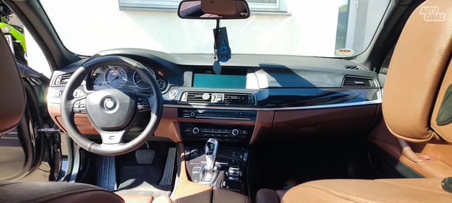 Melns BMW 525 2011 Kauņa, ar dzinēja tilpumu 3.00 L un nobraukumu 392 tūkst. km par 5999 €, foto 28 vietnē AUTOMOTO.COM.LV