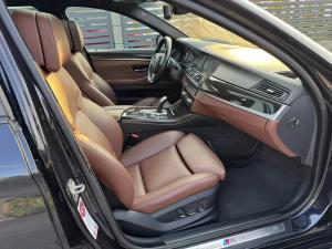 Melns BMW 525 2011 Jelgava, ar dzinēja tilpumu 3.00 L un nobraukumu 399 tūkst. km par 8800 €, foto 12 vietnē AUTOMOTO.COM.LV