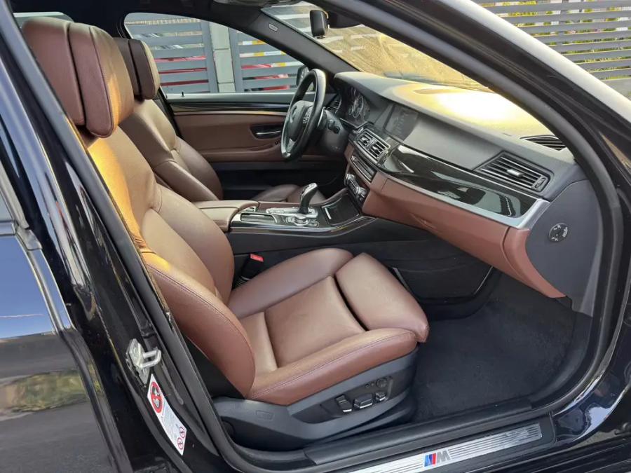 Melns BMW 525 2011 Jelgava, ar dzinēja tilpumu 3.00 L un nobraukumu 399 tūkst. km par 8800 €, foto 12 vietnē AUTOMOTO.COM.LV