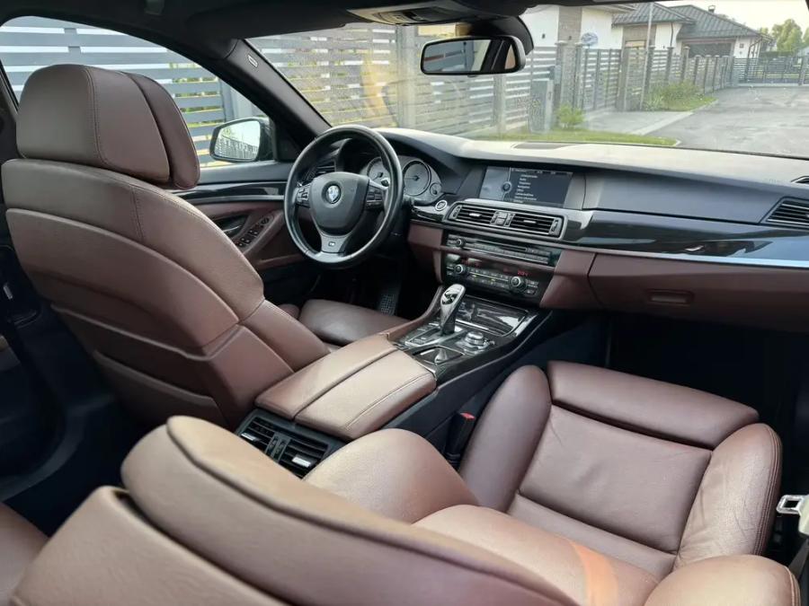 Melns BMW 525 2011 Jelgava, ar dzinēja tilpumu 3.00 L un nobraukumu 399 tūkst. km par 8800 €, foto 14 vietnē AUTOMOTO.COM.LV