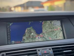 Melns BMW 525 2011 Jelgava, ar dzinēja tilpumu 3.00 L un nobraukumu 399 tūkst. km par 8800 €, foto 19 vietnē AUTOMOTO.COM.LV