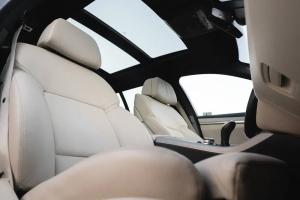 Black BMW 525 2011 in Jelgava, with an engine capacity of 2.00 L and mileage of 226 thousand km for 10900 €, photo 12 on AUTOMOTO.COM.LV