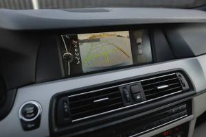 Black BMW 525 2011 in Jelgava, with an engine capacity of 2.00 L and mileage of 226 thousand km for 10900 €, photo 22 on AUTOMOTO.COM.LV