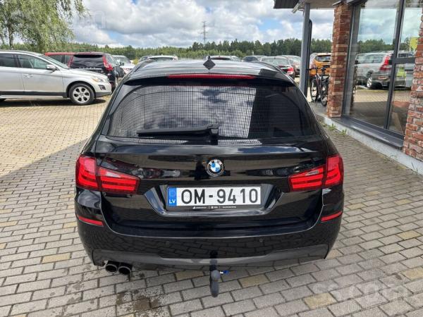 Melns BMW 525 2011 Talsi, ar dzinēja tilpumu 3.00 L un nobraukumu 214 tūkst. km par 7800 €, foto 3 vietnē AUTOMOTO.COM.LV