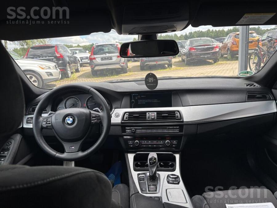 Melns BMW 525 2011 Talsi, ar dzinēja tilpumu 3.00 L un nobraukumu 214 tūkst. km par 7800 €, foto 10 vietnē AUTOMOTO.COM.LV