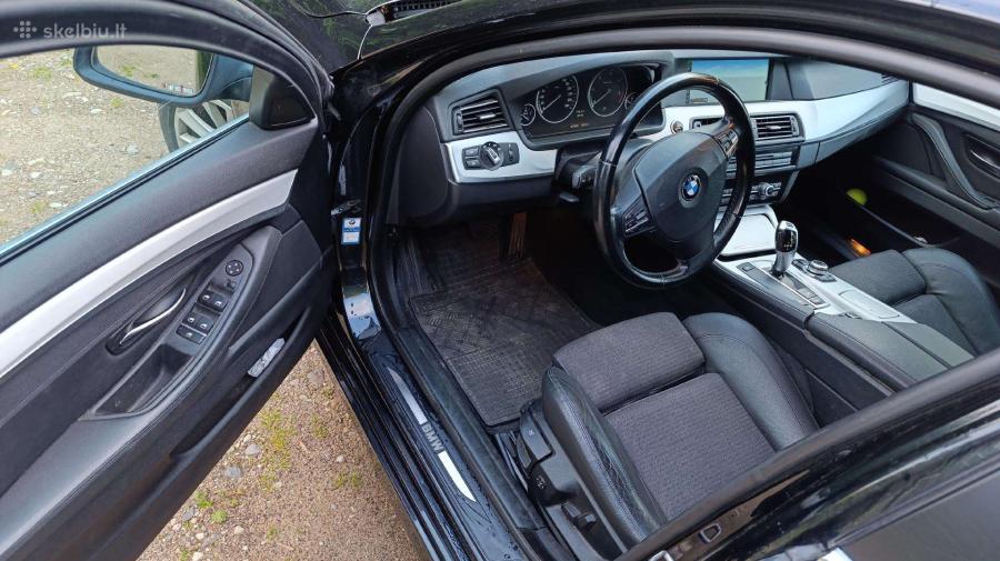 Melns BMW 525 2011 Zarasai, ar dzinēja tilpumu 3.00 L un nobraukumu 368 tūkst. km par 6000 €, foto 15 vietnē AUTOMOTO.COM.LV