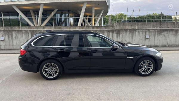 Melns BMW 525 2011 Viļņa, ar dzinēja tilpumu 2.99 L un nobraukumu 290 tūkst. km par 6250 €, foto 5 vietnē AUTOMOTO.COM.LV