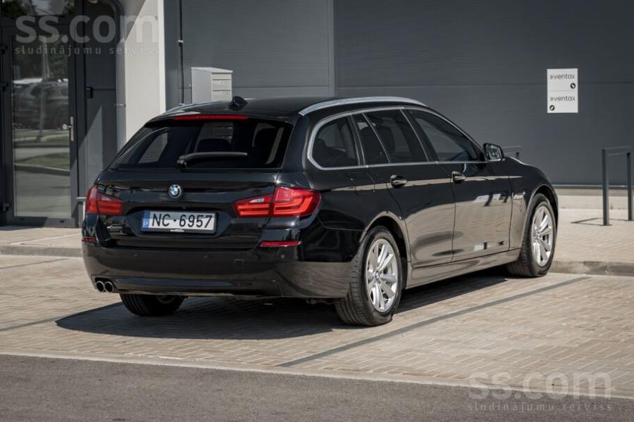 Melns BMW 525 2011 Rīga, ar dzinēja tilpumu 3.00 L un nobraukumu 286 tūkst. km par 6990 €, foto 5 vietnē AUTOMOTO.COM.LV