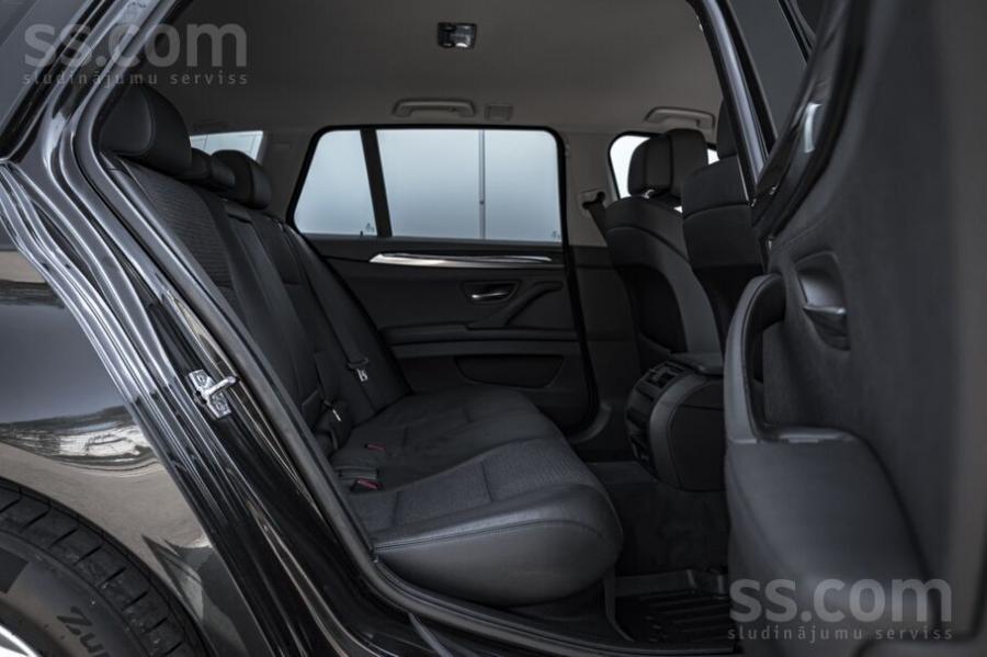 Melns BMW 525 2011 Rīga, ar dzinēja tilpumu 3.00 L un nobraukumu 286 tūkst. km par 6990 €, foto 13 vietnē AUTOMOTO.COM.LV