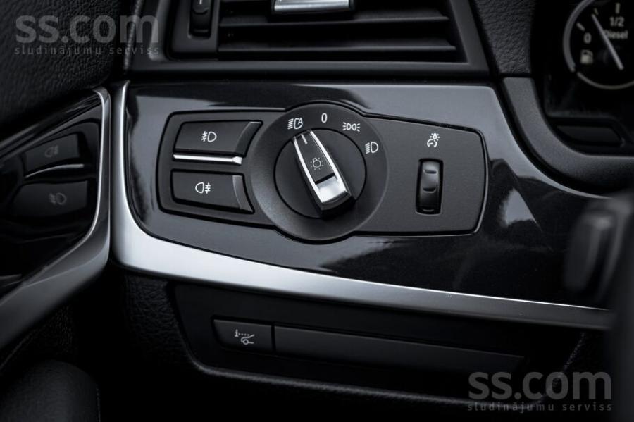 Melns BMW 525 2011 Rīga, ar dzinēja tilpumu 3.00 L un nobraukumu 286 tūkst. km par 6990 €, foto 29 vietnē AUTOMOTO.COM.LV