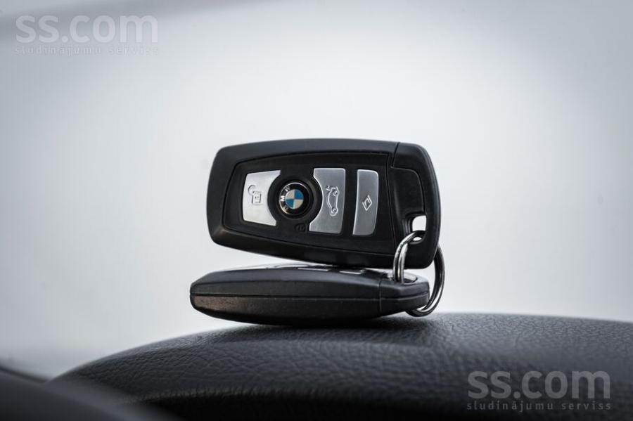 Melns BMW 525 2011 Rīga, ar dzinēja tilpumu 3.00 L un nobraukumu 286 tūkst. km par 6990 €, foto 30 vietnē AUTOMOTO.COM.LV