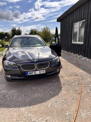 Melns BMW 525 2011 Šilutė, ar dzinēja tilpumu 3.00 L un nobraukumu 34 tūkst. km par 7600 €, foto 10 vietnē AUTOMOTO.COM.LV