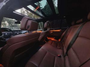 Black BMW 525 2011 in Alytus, with an engine capacity of 2.99 L and mileage of 396 thousand km for 6700 €, photo 12 on AUTOMOTO.COM.LV