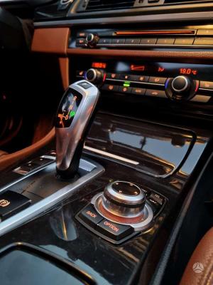 Black BMW 525 2011 in Alytus, with an engine capacity of 2.99 L and mileage of 396 thousand km for 6700 €, photo 15 on AUTOMOTO.COM.LV