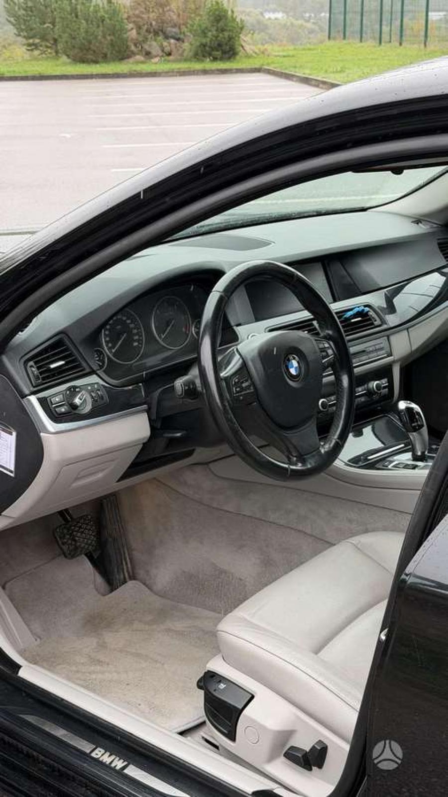 Melns BMW 525 2011 Ukmergė, ar dzinēja tilpumu 2.00 L un nobraukumu 422 tūkst. km par 4700 €, foto 12 vietnē AUTOMOTO.COM.LV