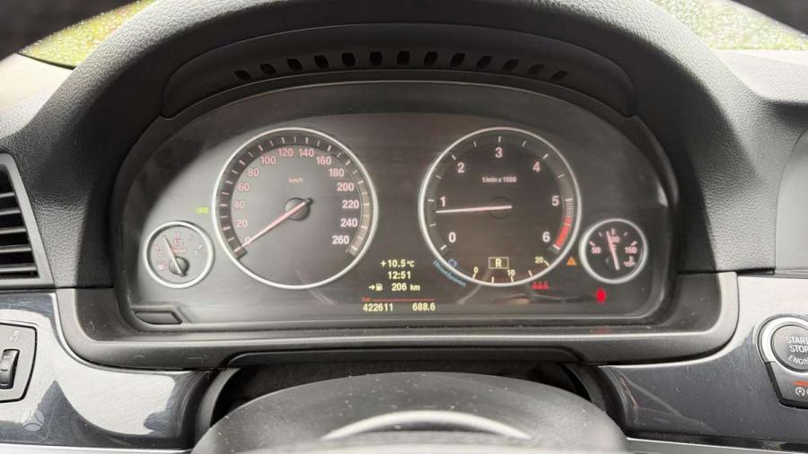 Melns BMW 525 2011 Ukmergė, ar dzinēja tilpumu 2.00 L un nobraukumu 422 tūkst. km par 4700 €, foto 18 vietnē AUTOMOTO.COM.LV