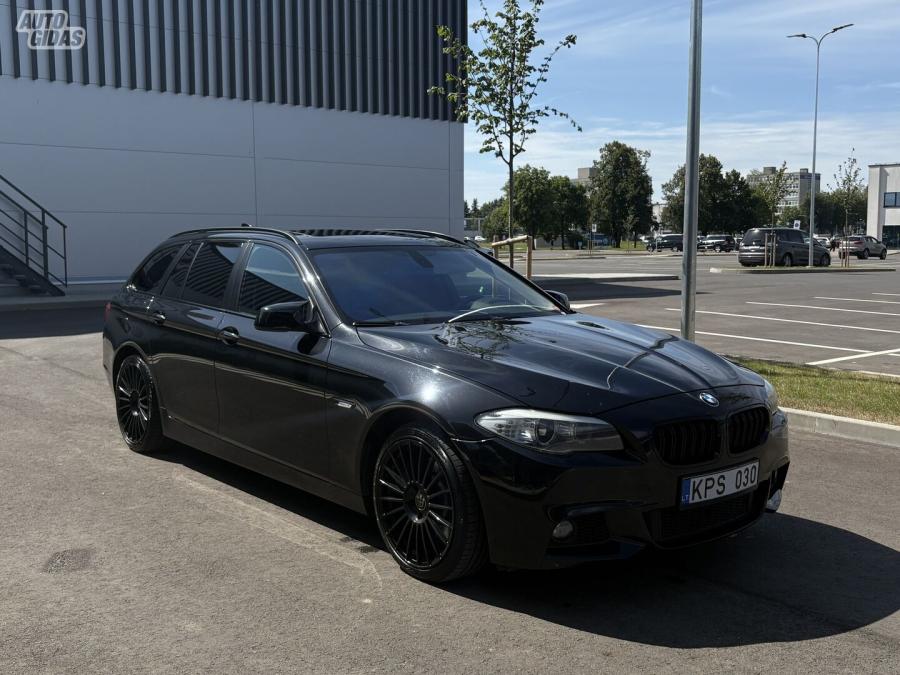 Melns BMW 525 2011 Kauņa, ar dzinēja tilpumu 3.00 L un nobraukumu 450 tūkst. km par 6800 €, foto 1 vietnē AUTOMOTO.COM.LV