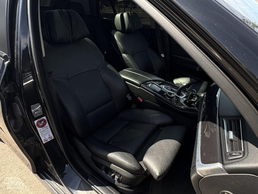 Melns BMW 525 2011 Kauņa, ar dzinēja tilpumu 3.00 L un nobraukumu 450 tūkst. km par 6800 €, foto 14 vietnē AUTOMOTO.COM.LV