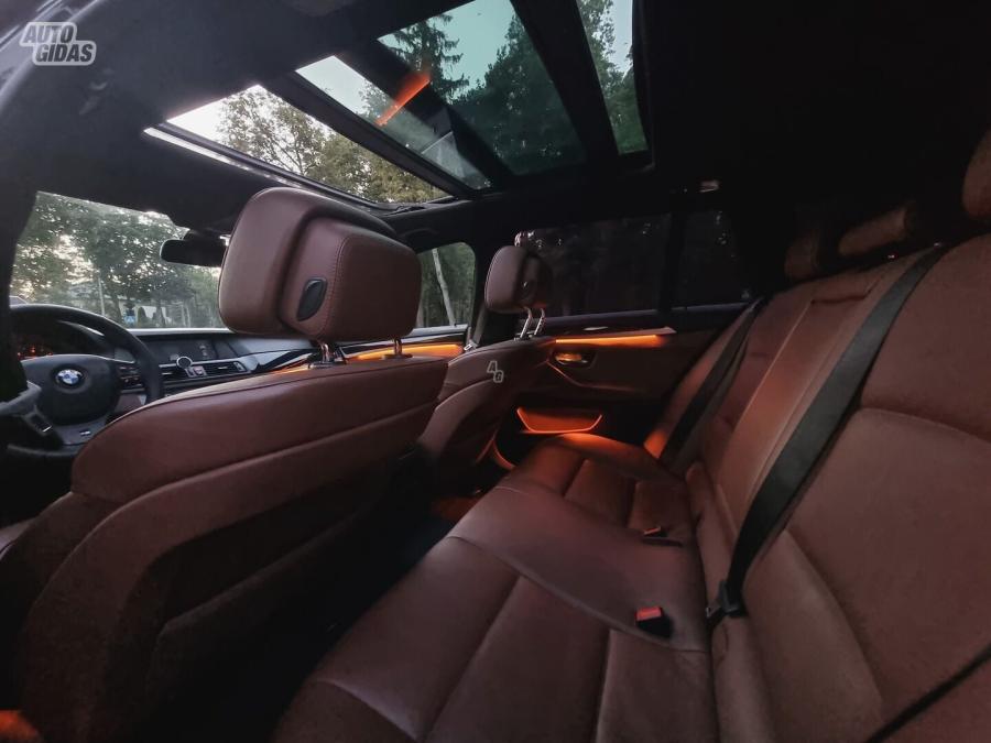 Black BMW 525 2011 in Alytus, with an engine capacity of 3.00 L and mileage of 399 thousand km for 5999 €, photo 13 on AUTOMOTO.COM.LV