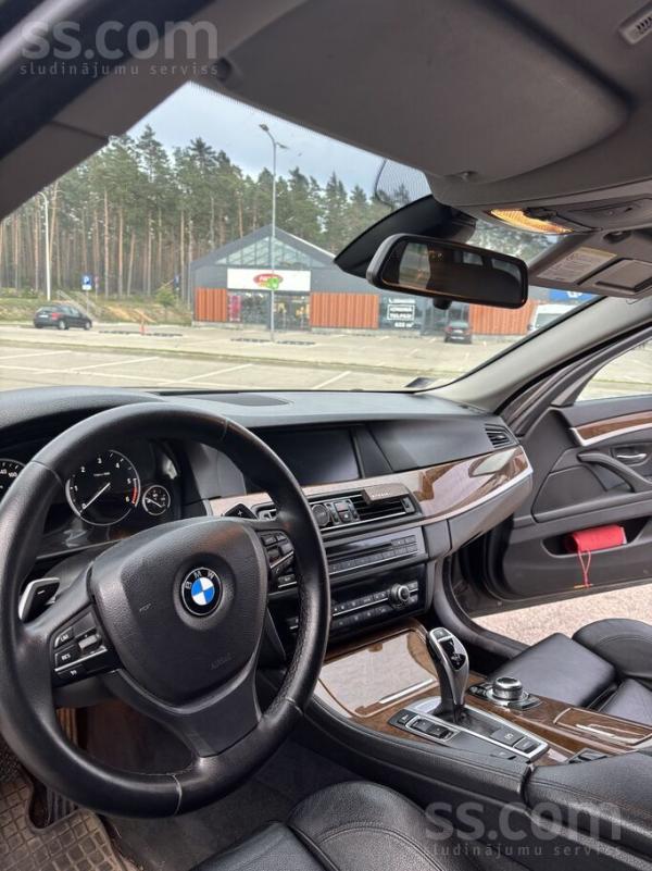 Melns BMW 525 2012 Rīga, ar dzinēja tilpumu 2.00 L un nobraukumu 355 tūkst. km par 9500 €, foto 4 vietnē AUTOMOTO.COM.LV