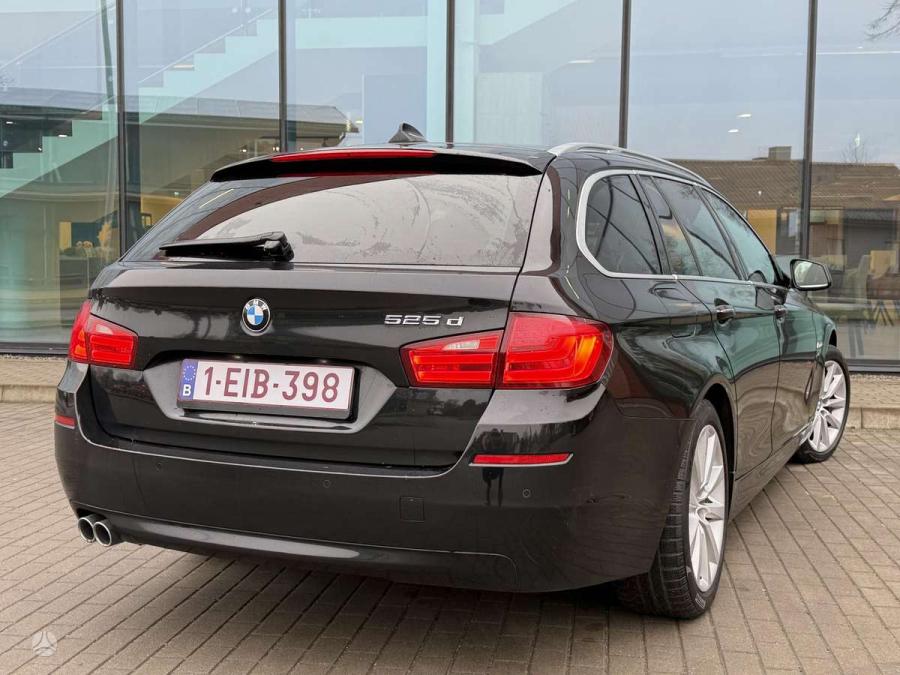 Melns BMW 525 2012 Utena, ar dzinēja tilpumu 2.00 L un nobraukumu 259 tūkst. km par 8695 €, foto 5 vietnē AUTOMOTO.COM.LV