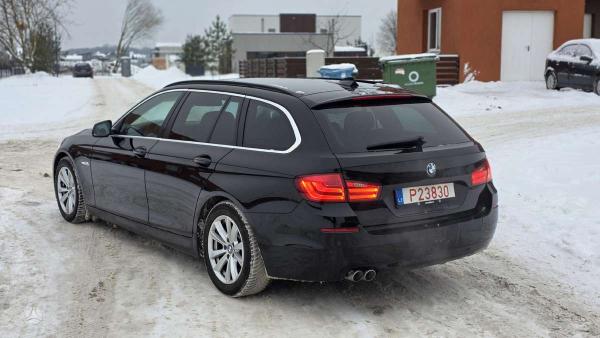 Black BMW 525 2012 in Siauliai, with an engine capacity of 2.00 L and mileage of 259 thousand km for 8800 €, photo 5 on AUTOMOTO.COM.LV