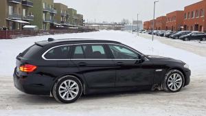 Black BMW 525 2012 in Siauliai, with an engine capacity of 2.00 L and mileage of 259 thousand km for 8800 €, photo 8 on AUTOMOTO.COM.LV