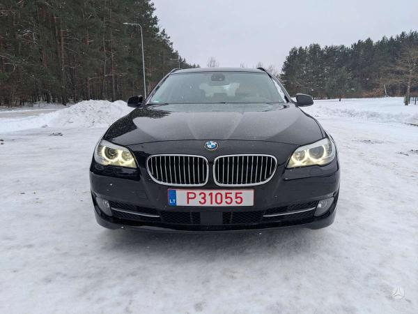 Black BMW 525 2012 in Prienai, with an engine capacity of 2.00 L and mileage of 247 thousand km for 7700 €, photo 3 on AUTOMOTO.COM.LV