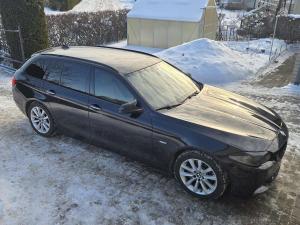 Black BMW 525 2012 in Ukmerge, with an engine capacity of 2.00 L and mileage of 245 thousand km for 6300 €, photo 8 on AUTOMOTO.COM.LV