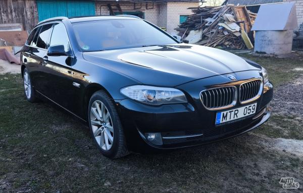 Black BMW 525 2012 in Raseiniai, with an engine capacity of 2.00 L and mileage of 286 thousand km for 7800 €, photo 4 on AUTOMOTO.COM.LV