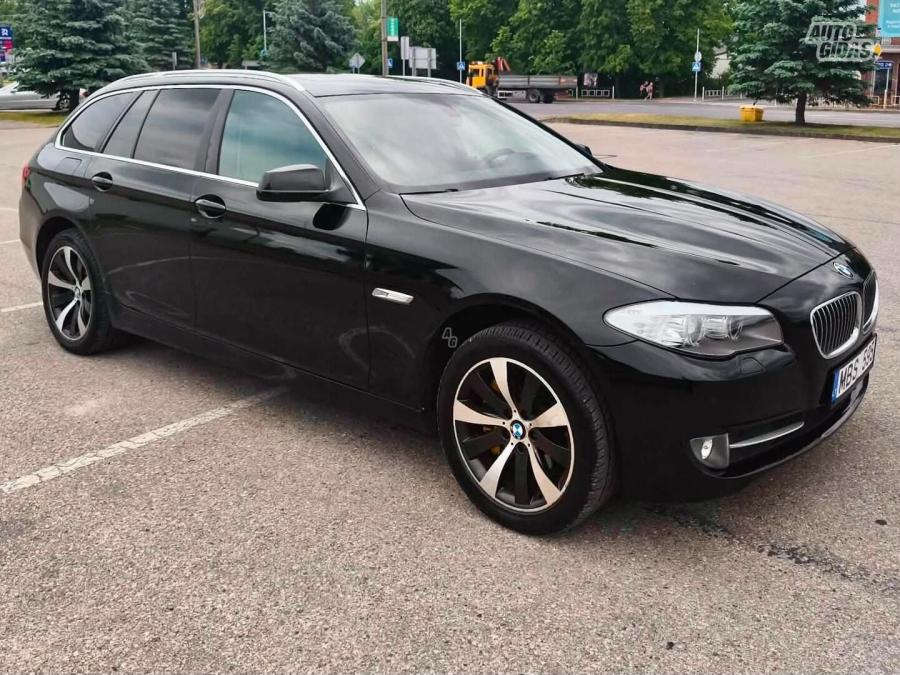 Black BMW 525 2012 in Vilkaviskis, with an engine capacity of 2.00 L and mileage of 330 thousand km for 8500 €, photo 4 on AUTOMOTO.COM.LV