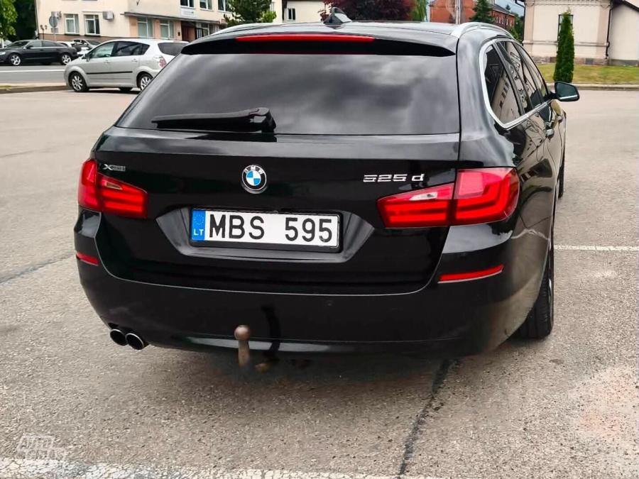 Black BMW 525 2012 in Vilkaviskis, with an engine capacity of 2.00 L and mileage of 330 thousand km for 8500 €, photo 8 on AUTOMOTO.COM.LV