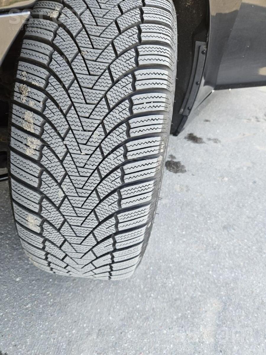 Melns BMW 525 2012 Rīga, ar dzinēja tilpumu 2.00 L un nobraukumu 282 tūkst. km par 10750 €, foto 4 vietnē AUTOMOTO.COM.LV