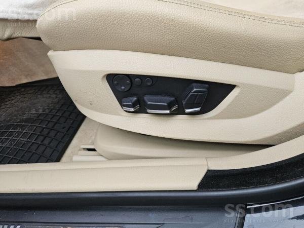 Black BMW 525 2012 in Riga, with an engine capacity of 2.00 L and mileage of 282 thousand km for 10750 €, photo 5 on AUTOMOTO.COM.LV