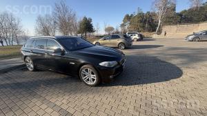 Melns BMW 525 2012 Rīga, ar dzinēja tilpumu 2.00 L un nobraukumu 282 tūkst. km par 10750 €, foto 24 vietnē AUTOMOTO.COM.LV