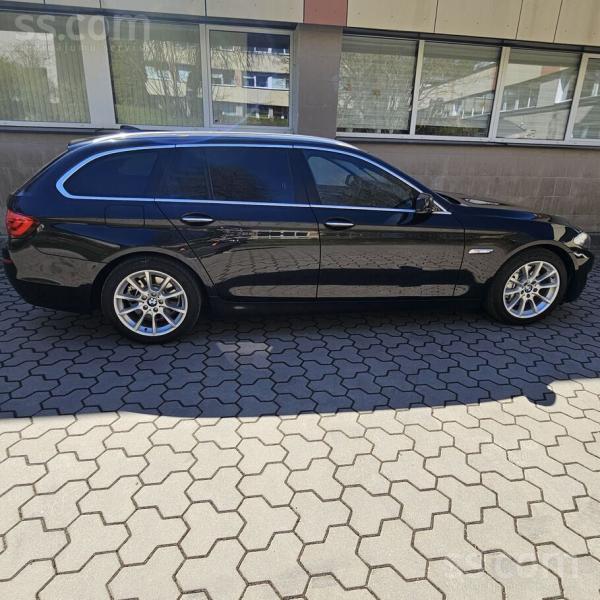 Melns BMW 525 2012 Rīga, ar dzinēja tilpumu 2.00 L un nobraukumu 315 tūkst. km par 6900 €, foto 2 vietnē AUTOMOTO.COM.LV