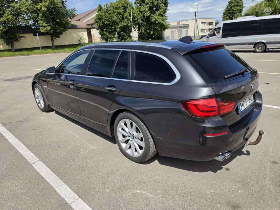 Melns BMW 525 2012 Trakai, ar dzinēja tilpumu 2.00 L un nobraukumu 235 tūkst. km par 8500 €, foto 7 vietnē AUTOMOTO.COM.LV