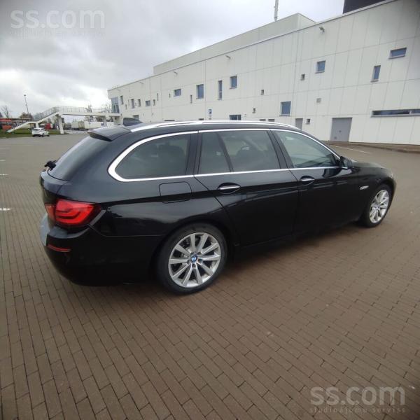 Black BMW 525 2012 in Rezekne, with an engine capacity of 2.00 L and mileage of 277 thousand km for 8350 €, photo 6 on AUTOMOTO.COM.LV