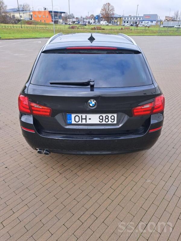 Black BMW 525 2012 in Rezekne, with an engine capacity of 2.00 L and mileage of 277 thousand km for 8350 €, photo 7 on AUTOMOTO.COM.LV